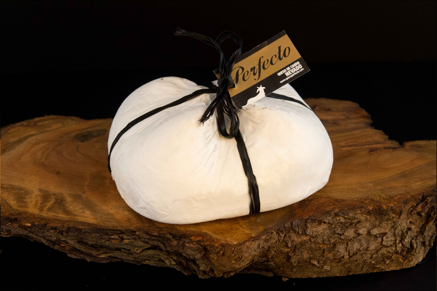 Queso de Cabra Lazo Nevado – Queso Perfecto